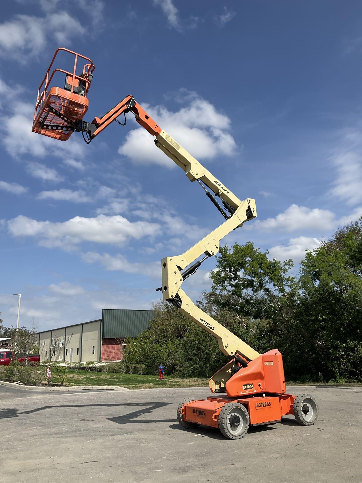 Need Equipment Fast? Your Next Exciting Asset is One Bid Away!